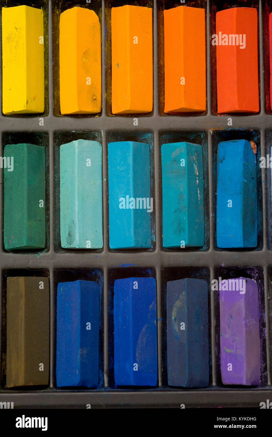 Multi coloured artists pastel crayons pattern close up Stock Photo - Alamy