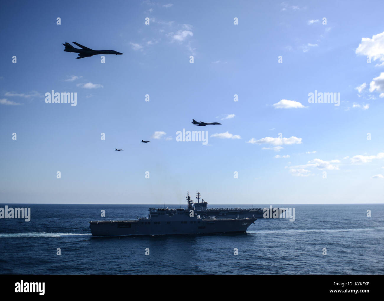 PACIFIC OCEAN (Nov. 12, 2017) Two B-1B Lancer bombers and two F/A-18 ...