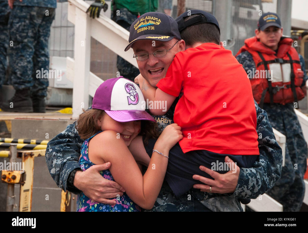 BANGOR, Wash. (Sept. 5, 2017) Cmdr. Paul Reinhardt, commanding officer of the Blue crew of the ...