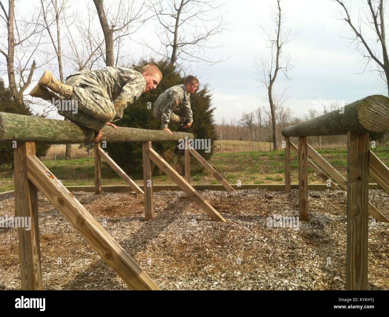 Us army obstacle training hi-res stock photography and images - Alamy