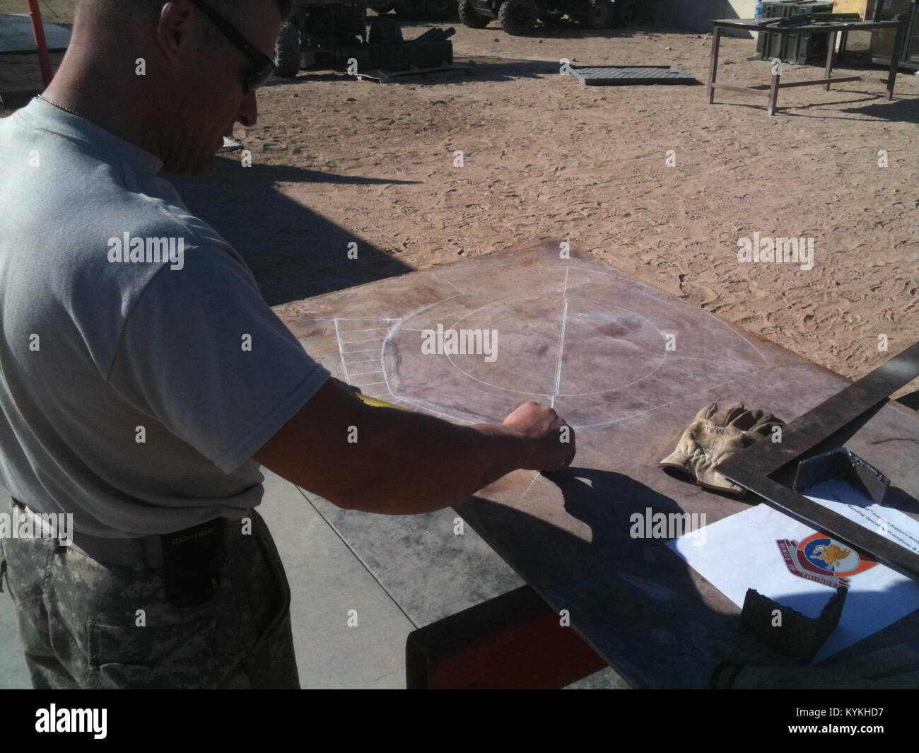 US army metal fabrication Stock Photo - Alamy