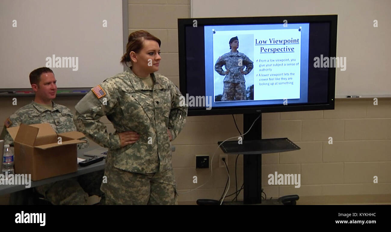 Kentucky National Guard classroom training Stock Photo - Alamy