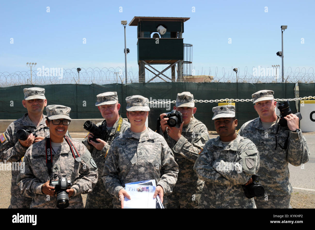 Members of the Kentucky National Guard's 133rd Mobile Public Affairs ...