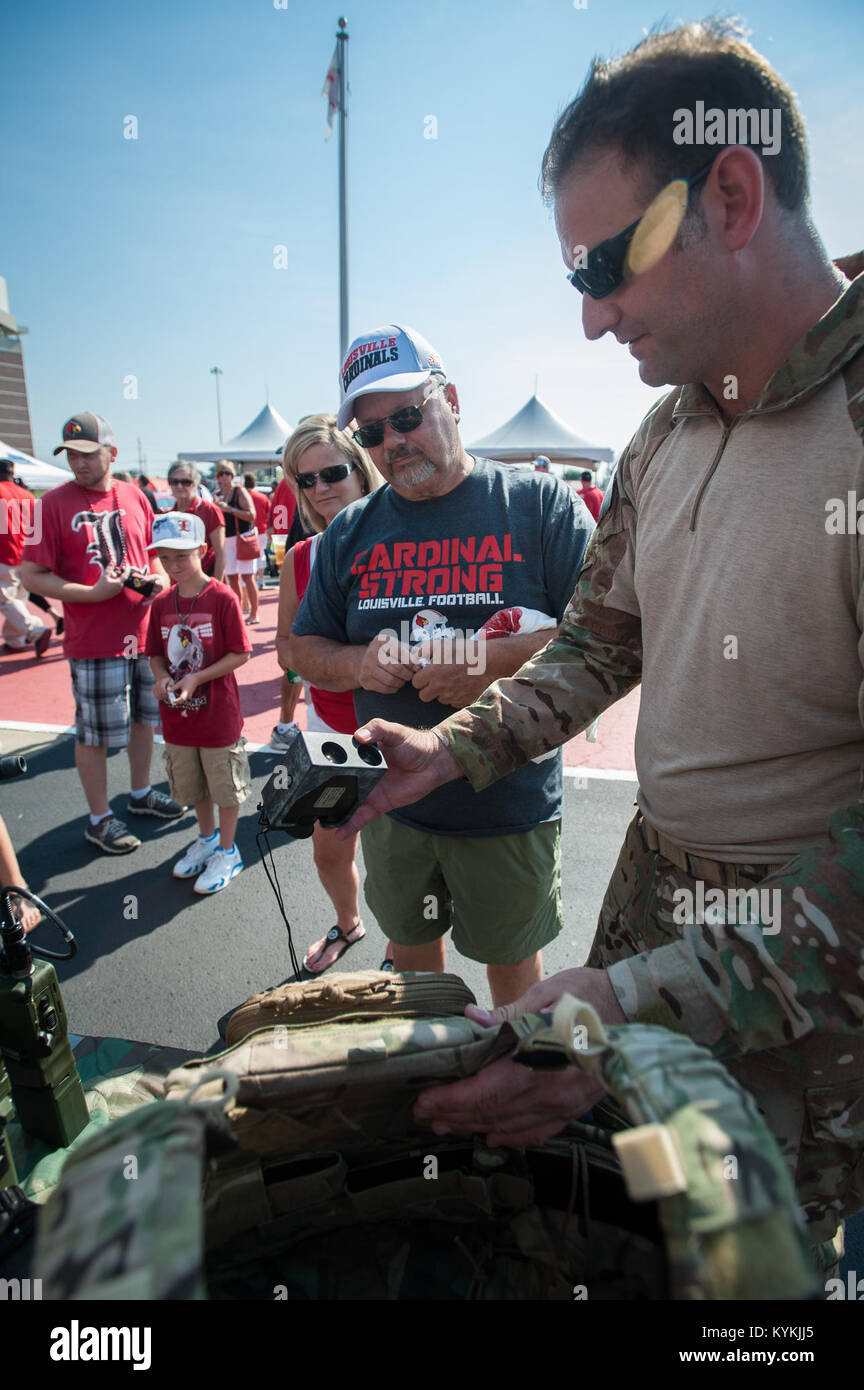 Master Sgt. Robert Fernandez, a combat controller with the Kentucky Air ...
