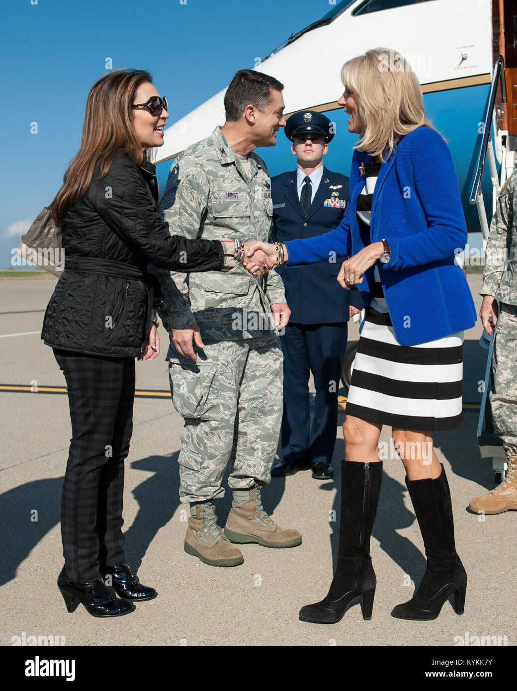 Julissa Hurst, wife of 123rd Airlift Wing Commander Col. Warren Hurst ...