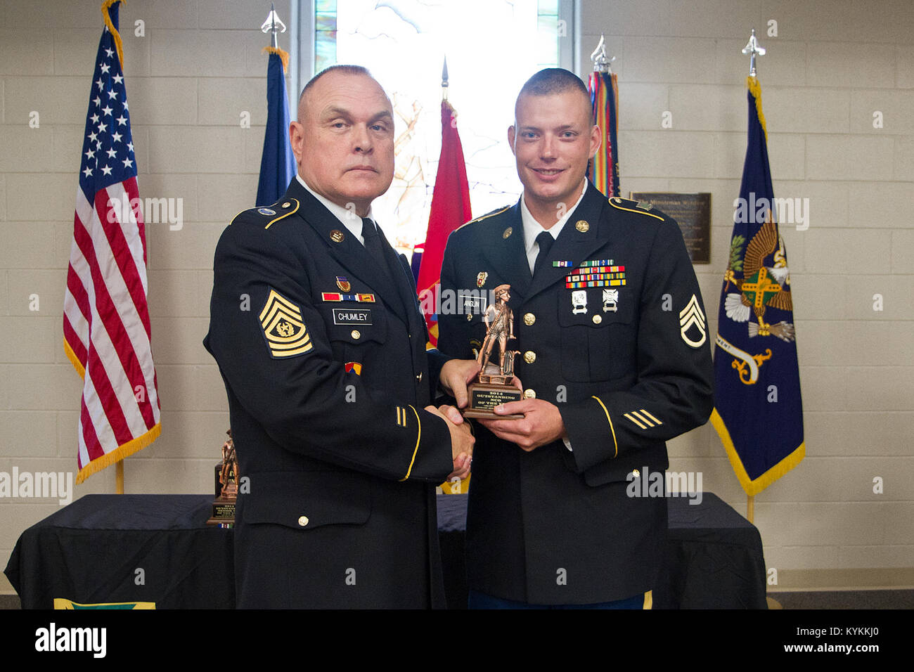 U s army staff sgt nicholas hi-res stock photography and images - Alamy