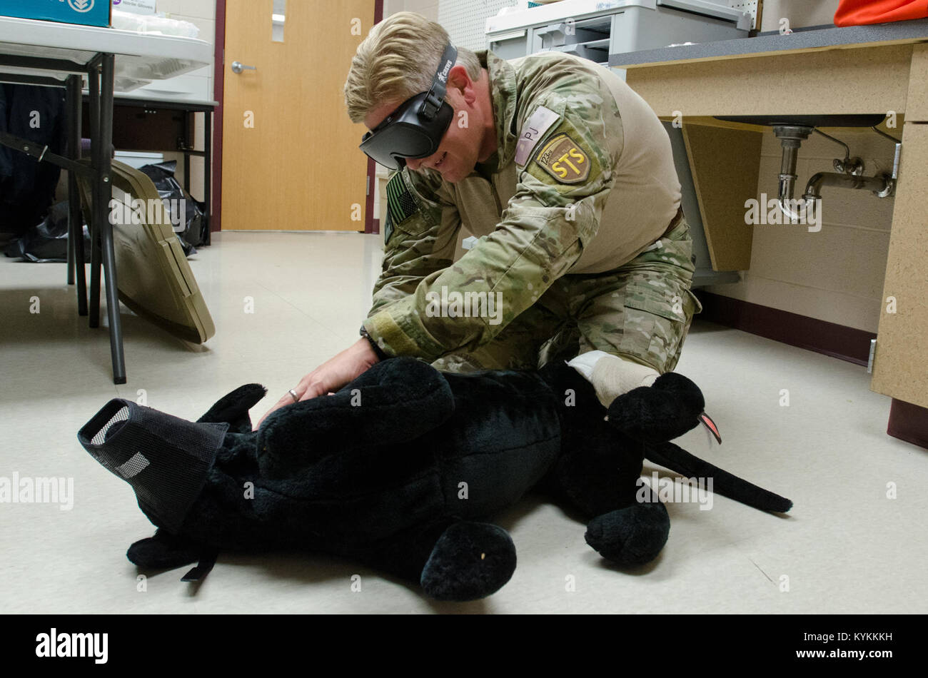 Senior Master Sergeant Billy Hardin, pararescue superintendent for the ...