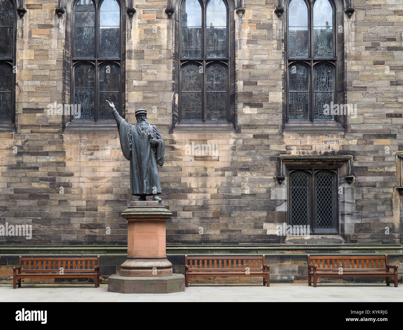 Statue of john knox edinburgh hi-res stock photography and images - Alamy