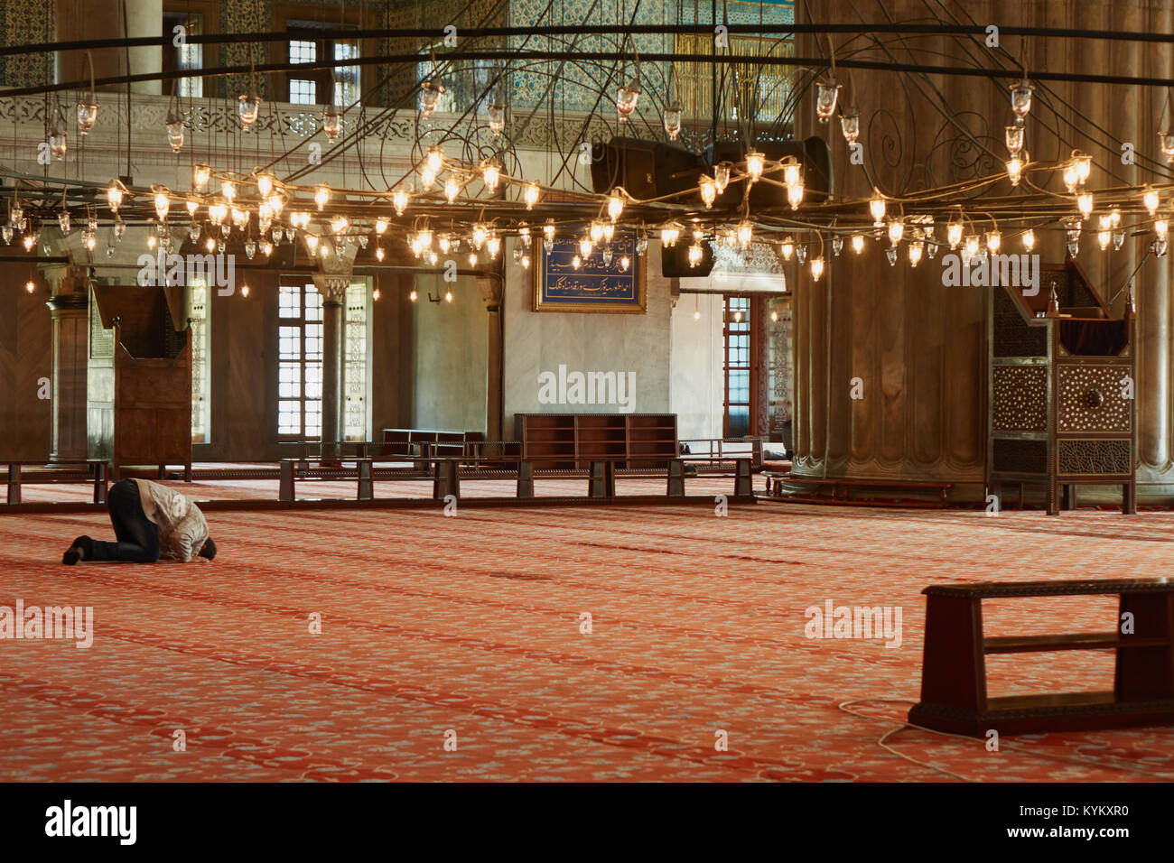 Muslim praying in sultanahmet mosque hi-res stock photography and ...