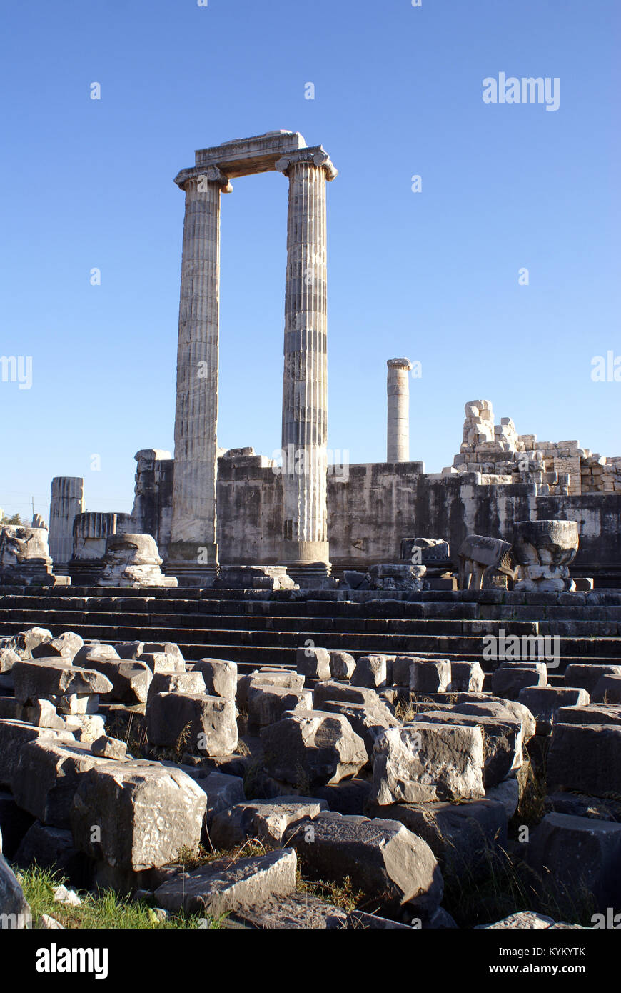 Ruins big apollo temple hi-res stock photography and images - Alamy
