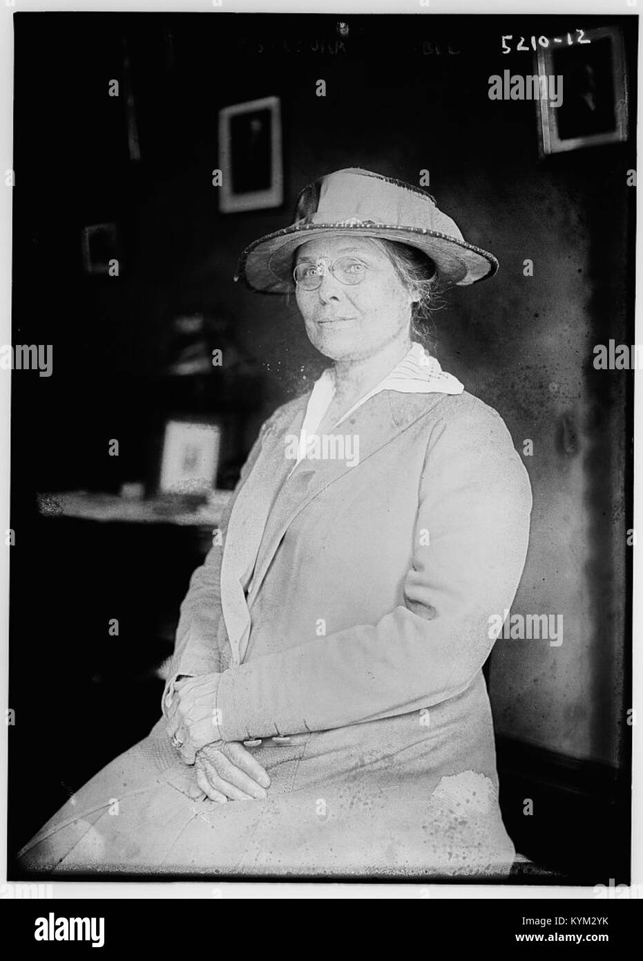 Mrs Laura Cauble (LOC) 38485708491 o Stock Photo - Alamy