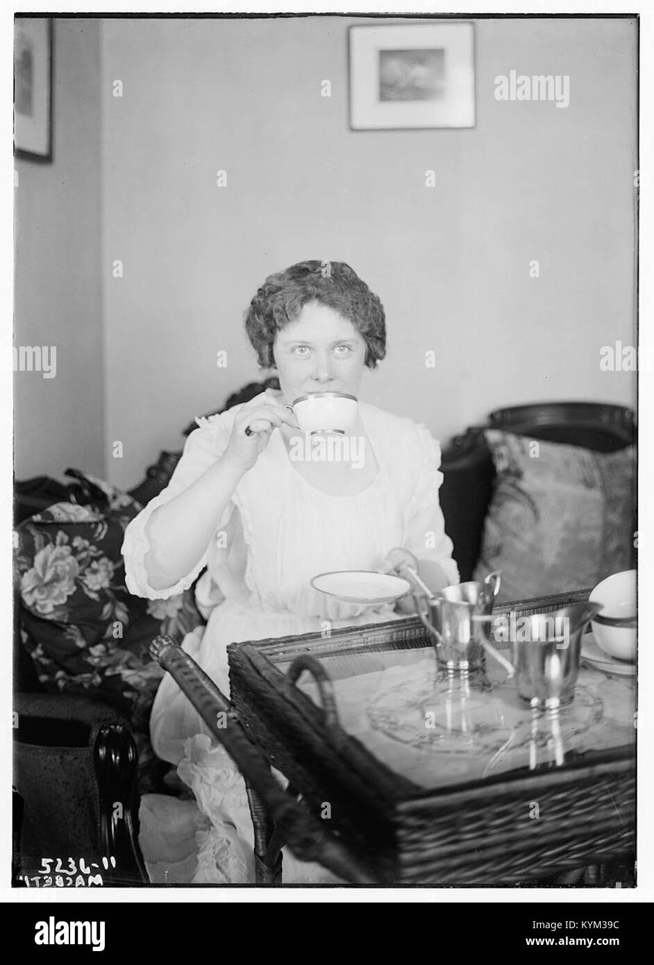 Macbeth ancient Black and White Stock Photos & Images - Alamy