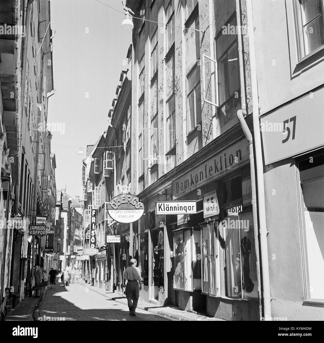 Old buildings historical site in Black and White Stock Photos & Images ...