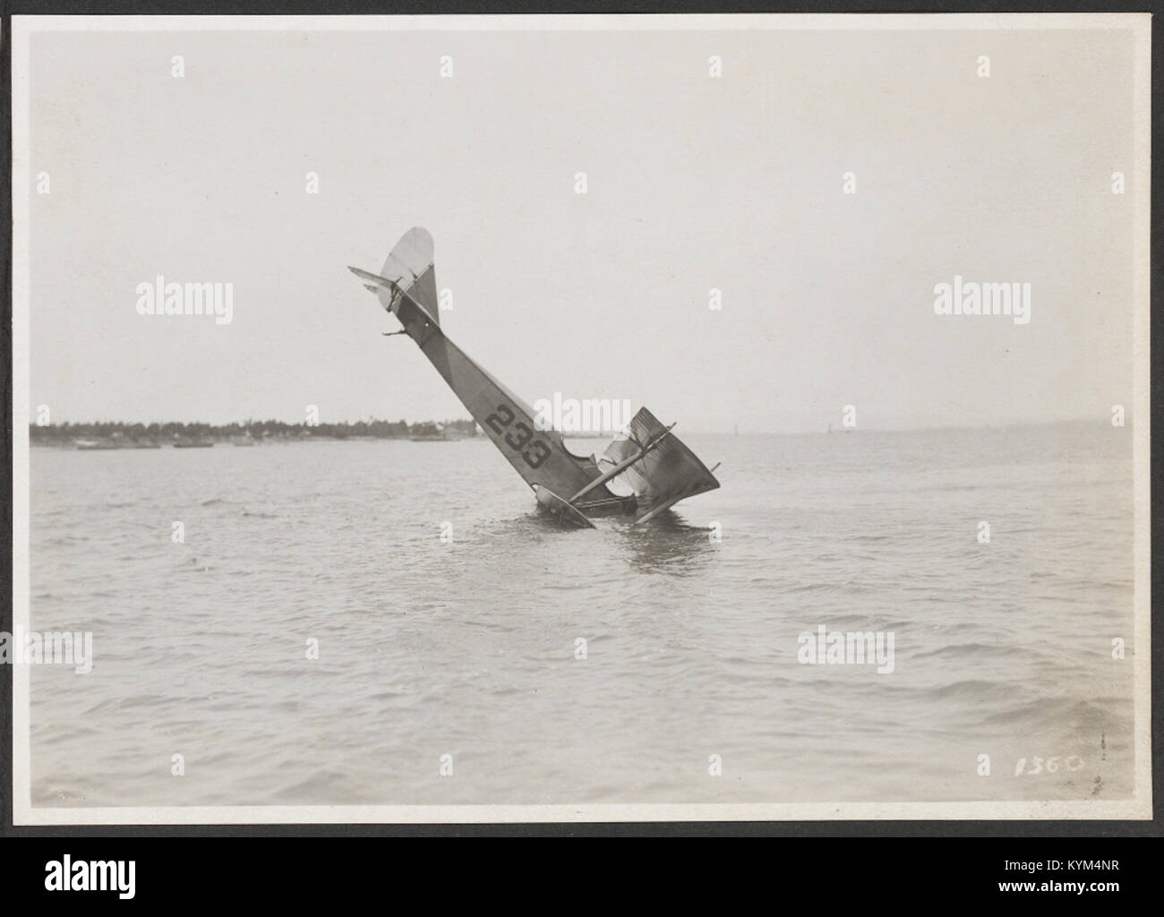 Water biplane hi-res stock photography and images - Alamy