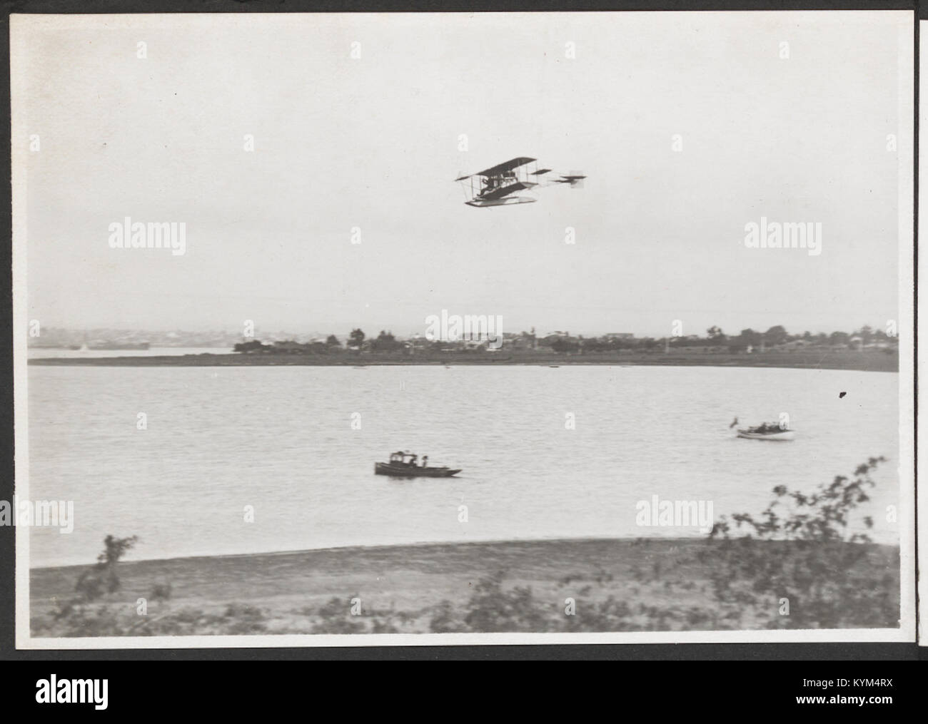 A historic photograph of the Curtiss Hydro Pusher, an early floatplane ...