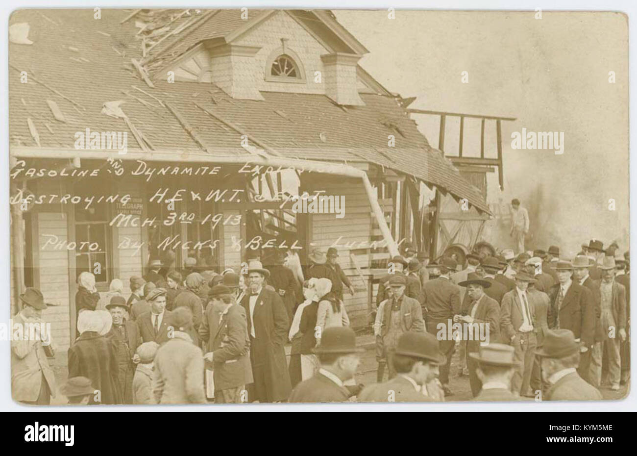 Dynamite explosion hi-res stock photography and images - Alamy