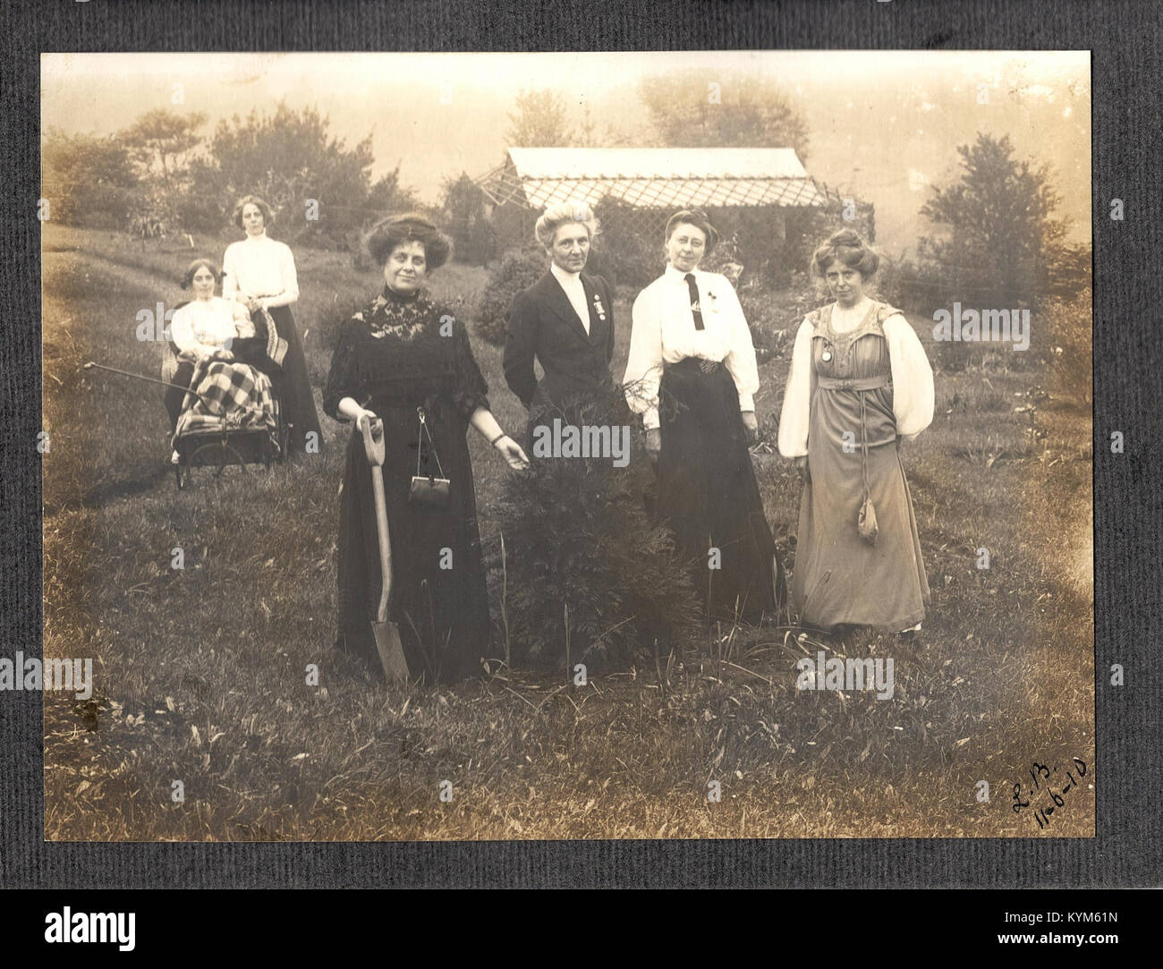 Suffragettes are pictured in the garden of Colonel Blathwayt, an ...