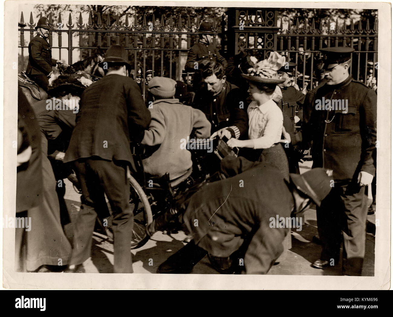 May billinghurst hi-res stock photography and images - Alamy