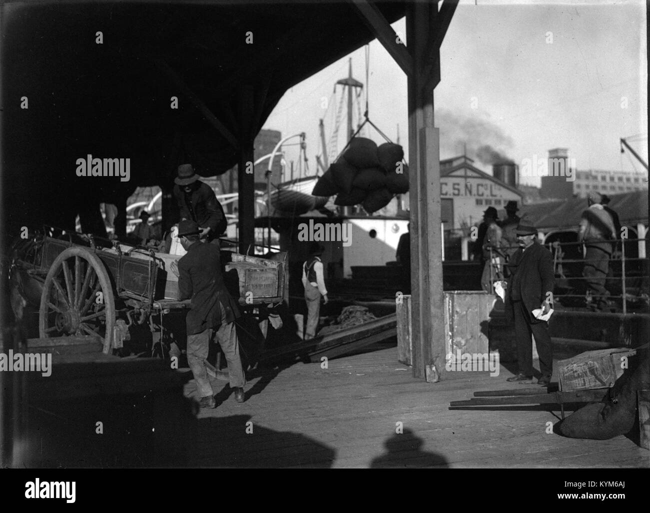 1917 labor Black and White Stock Photos & Images - Alamy