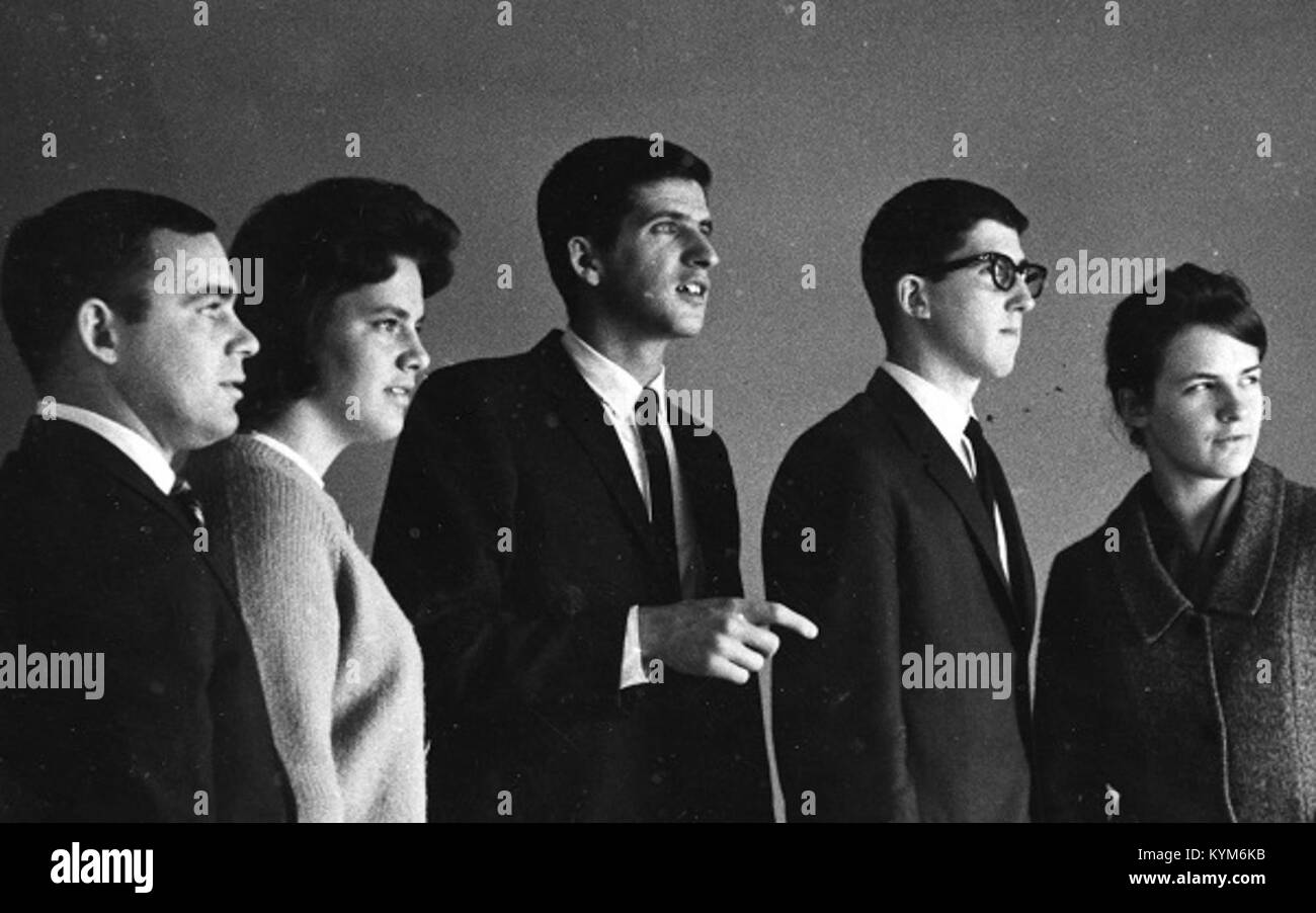 Group photograph featuring John Wengerd, Patricia Hostetter, Denton ...