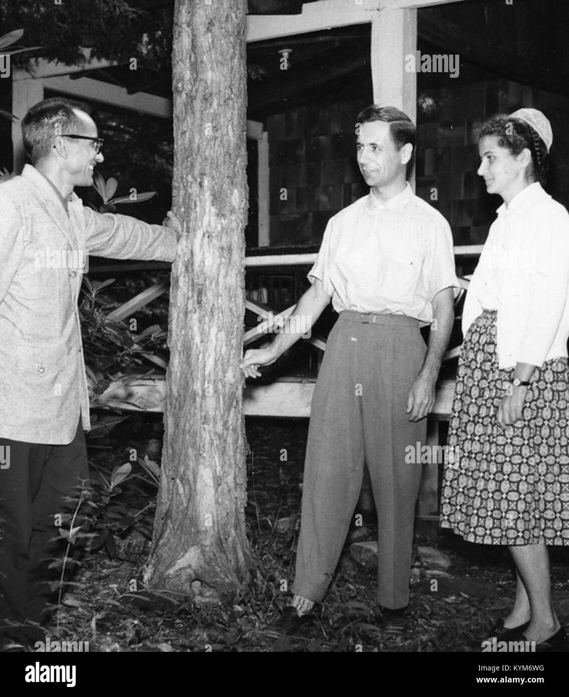 A photograph from 1962 capturing Willis Kauffman, Carson Ellen Moyer ...