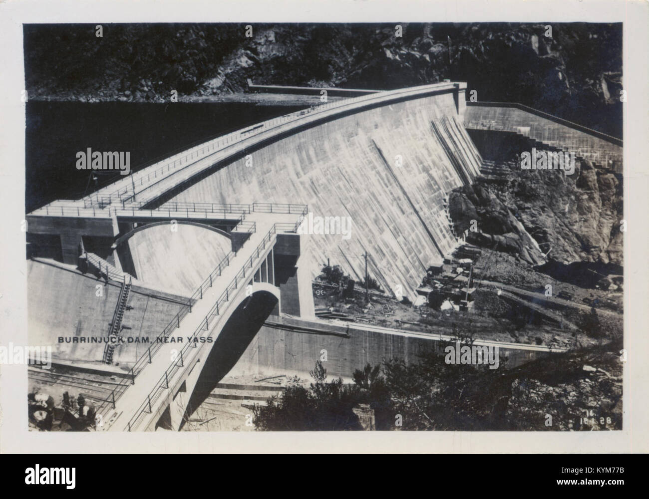 28 Burrinjuck Dam, Near Yass, NSW, c1948 37313749776 o Stock Photo - Alamy