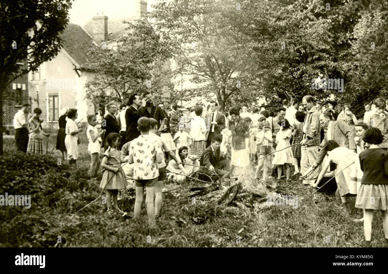 Weiner roast France 25336295858 o Stock Photo - Alamy