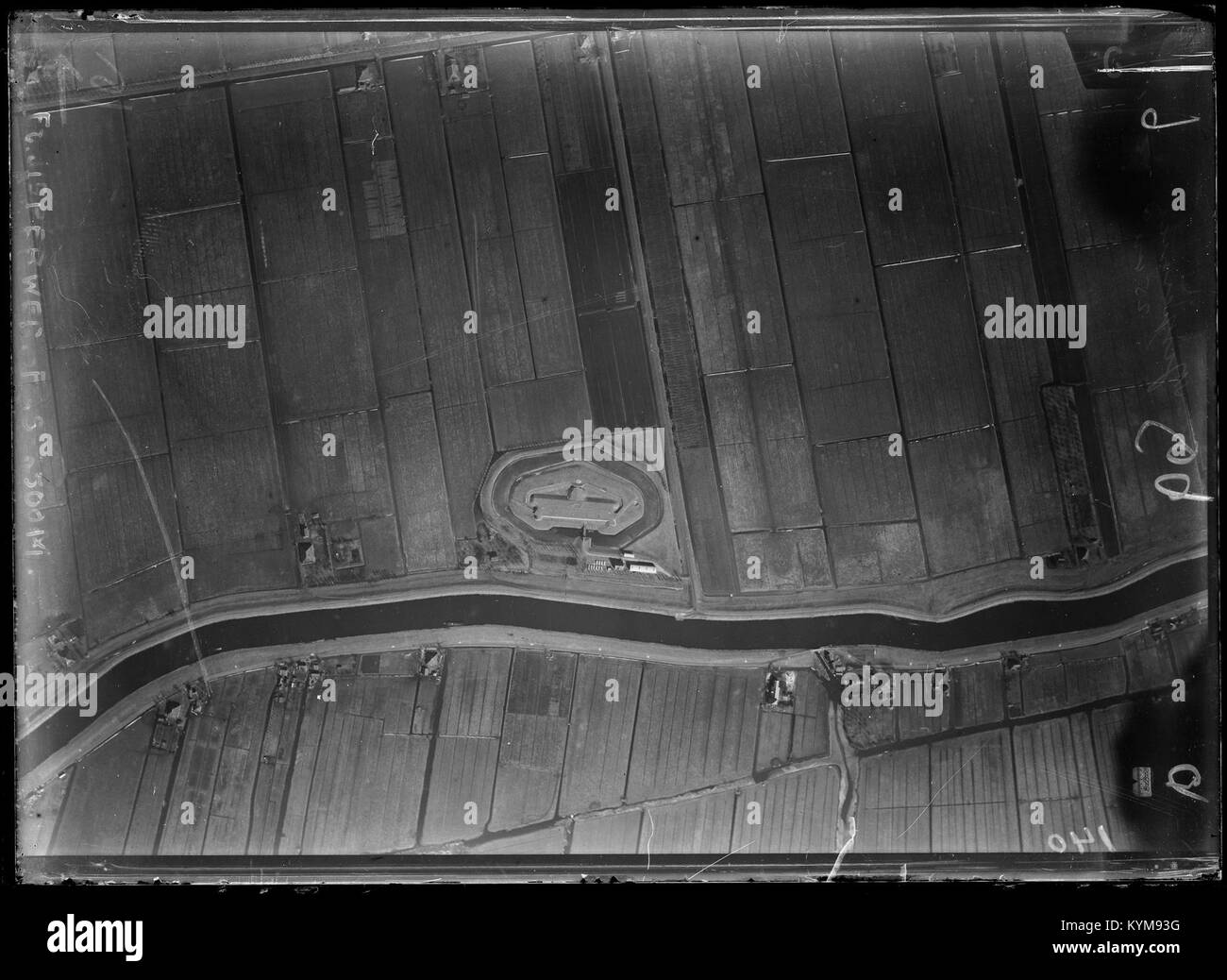 Aerial photograph of Fort aan de Jisperweg, captured between 1920 and ...