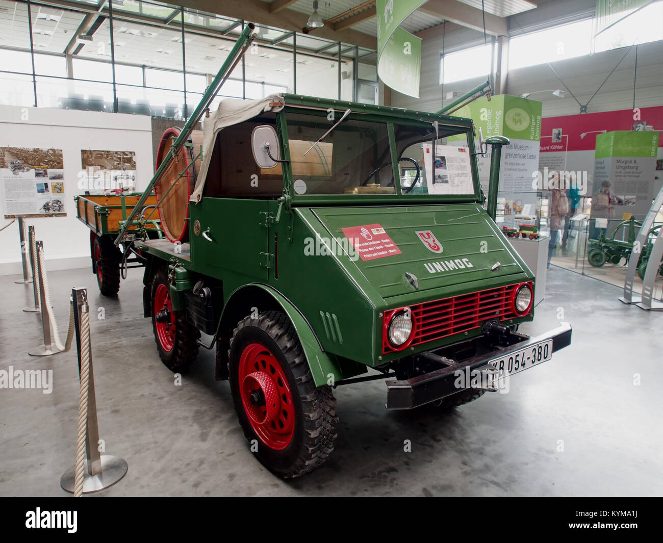 Military vehicle trailer hi-res stock photography and images - Alamy