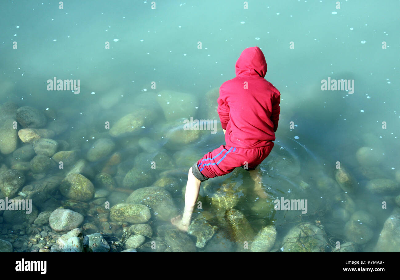 Passive fishing methods hi-res stock photography and images - Alamy