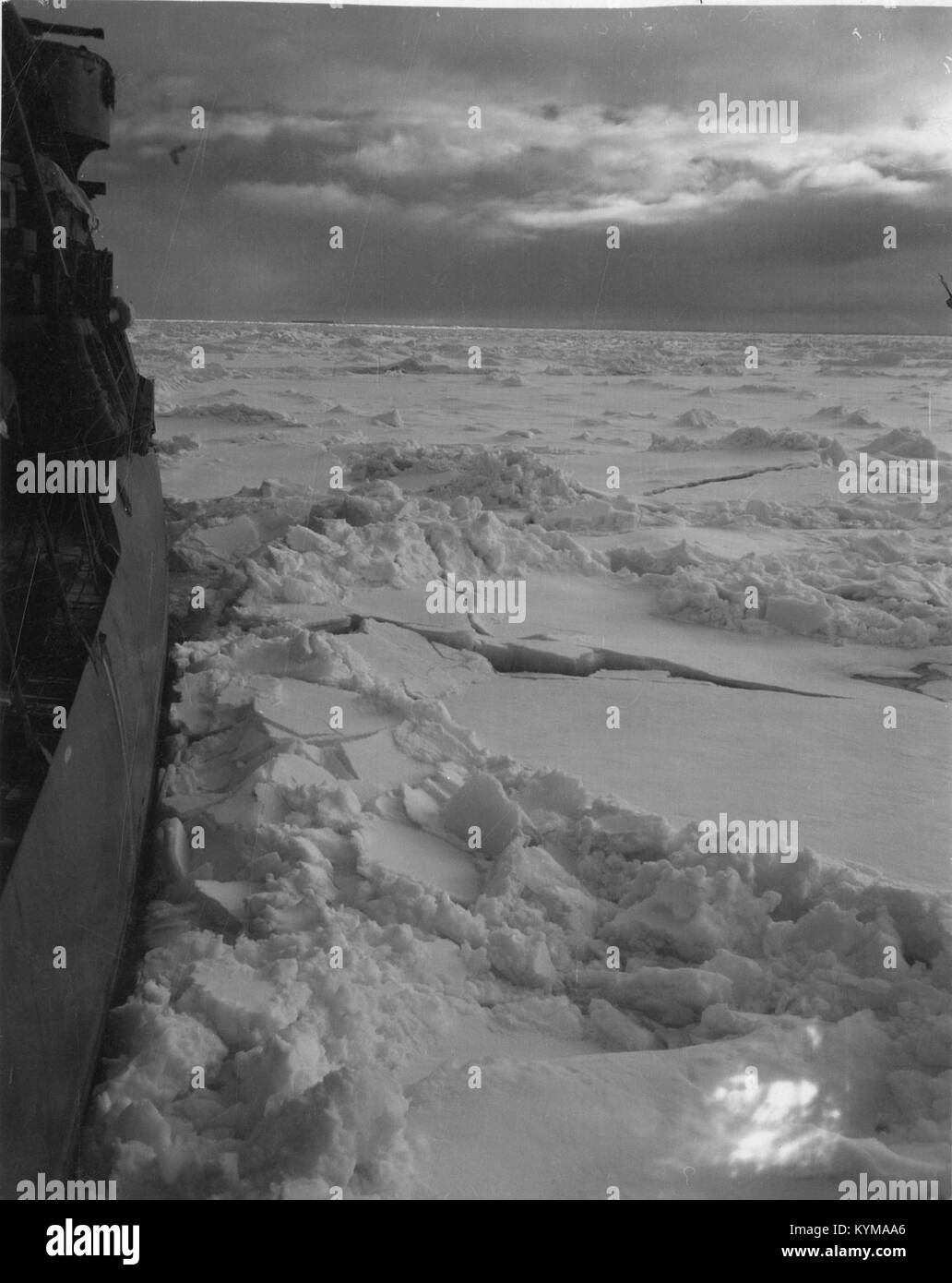 Wind class icebreaker hi-res stock photography and images - Alamy