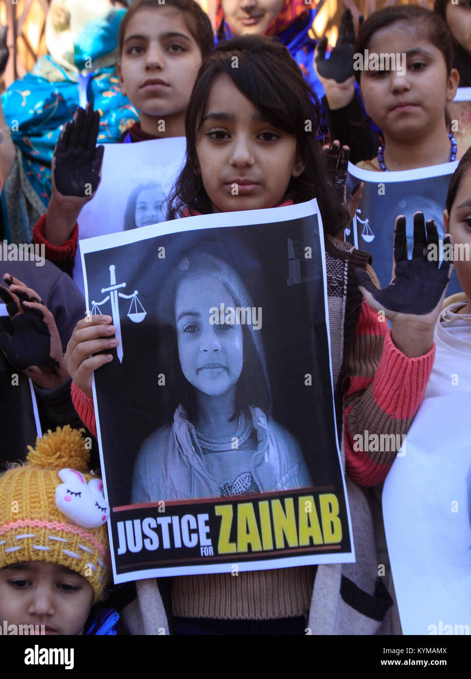Quetta, Pakistan. 14th Jan, 2018. Kids are holding protest against the ...