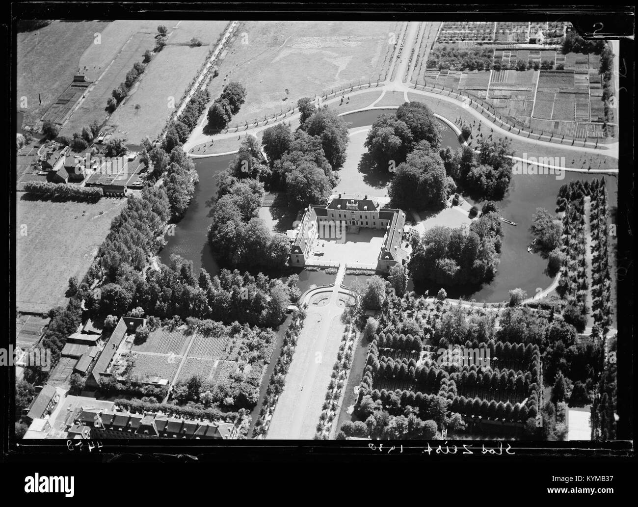 An aerial photograph of Zeist, a town in the Netherlands, captured ...