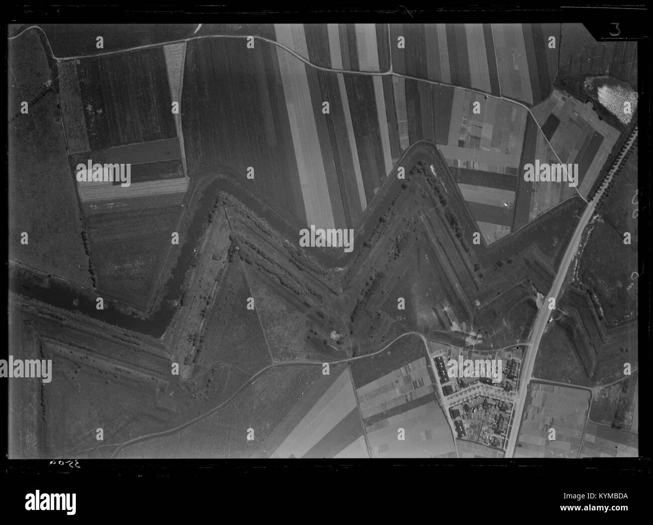 Aerial photograph of Doesburg, taken between 1920 and 1940, showcasing ...