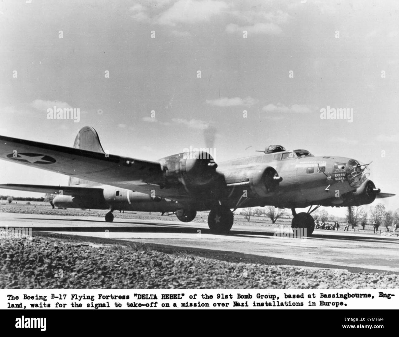 A Boeing B-17 Flying Fortress bomber in flight during World War II ...