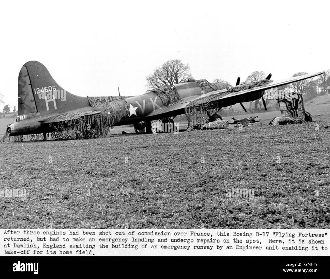 Flying fortress crew Black and White Stock Photos & Images - Alamy