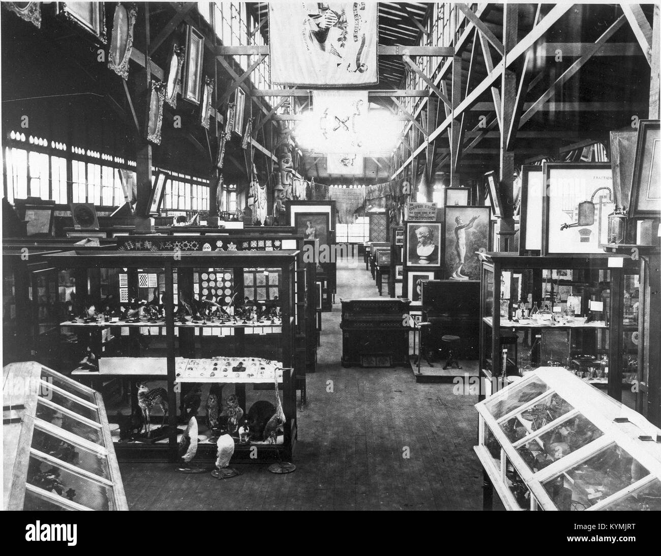 A historical photograph of the 1876 Centennial Exhibition in ...