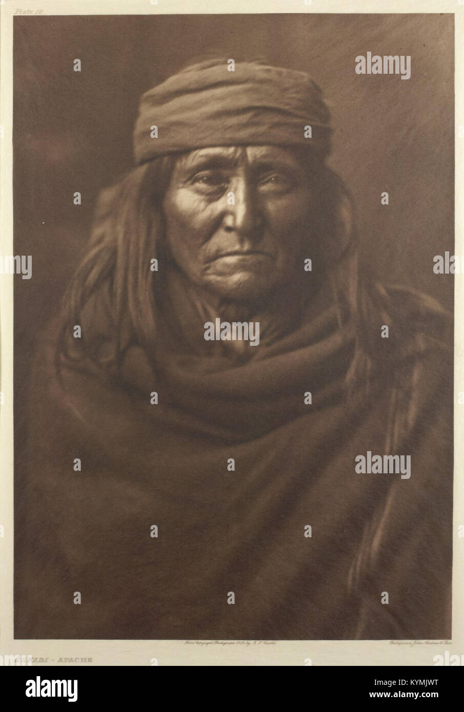 Old apache indian man hi-res stock photography and images - Alamy