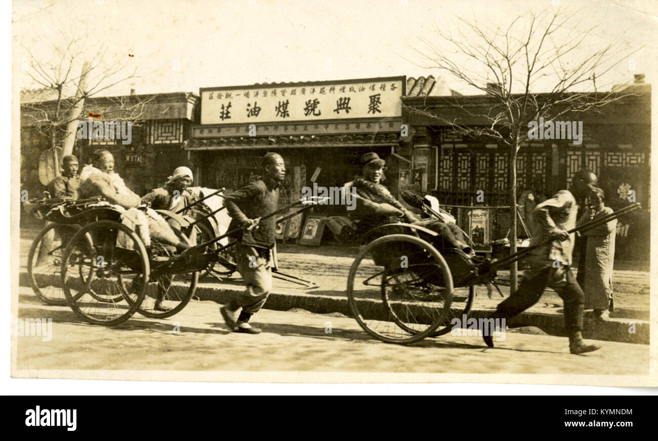 Early 1900s chinese transportation hi-res stock photography and images ...