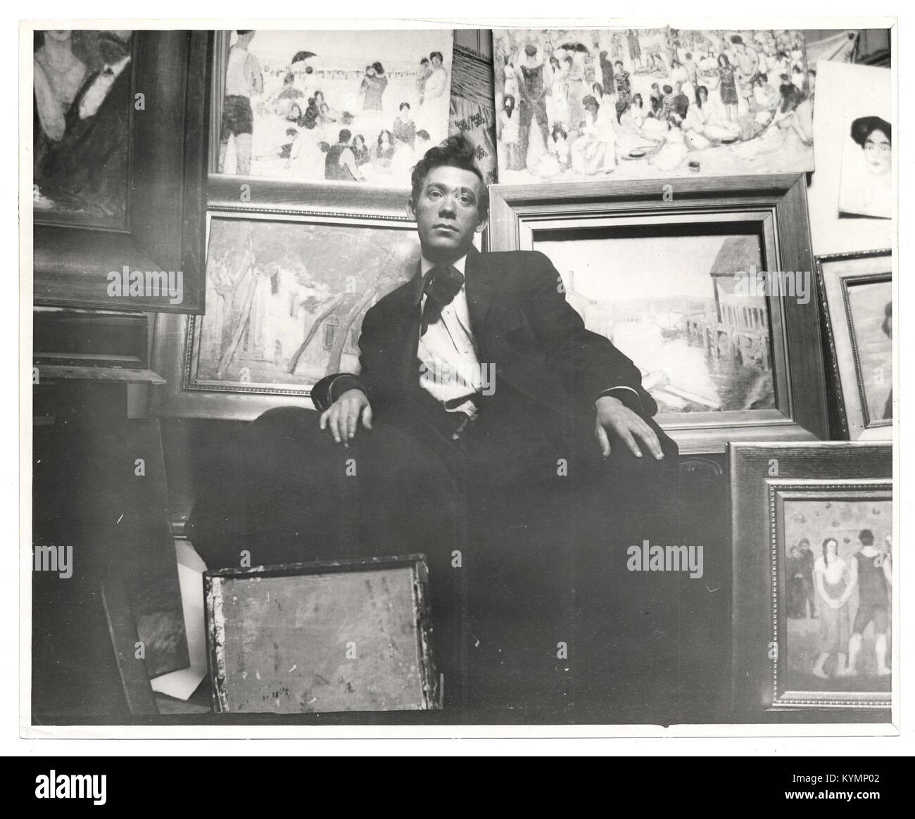 Photograph of American artist Abraham Walkowitz in his studio ...