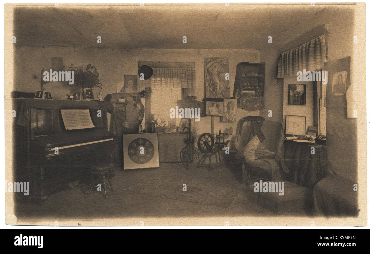 An image from the St. Paul School of Fine Arts, depicting students ...