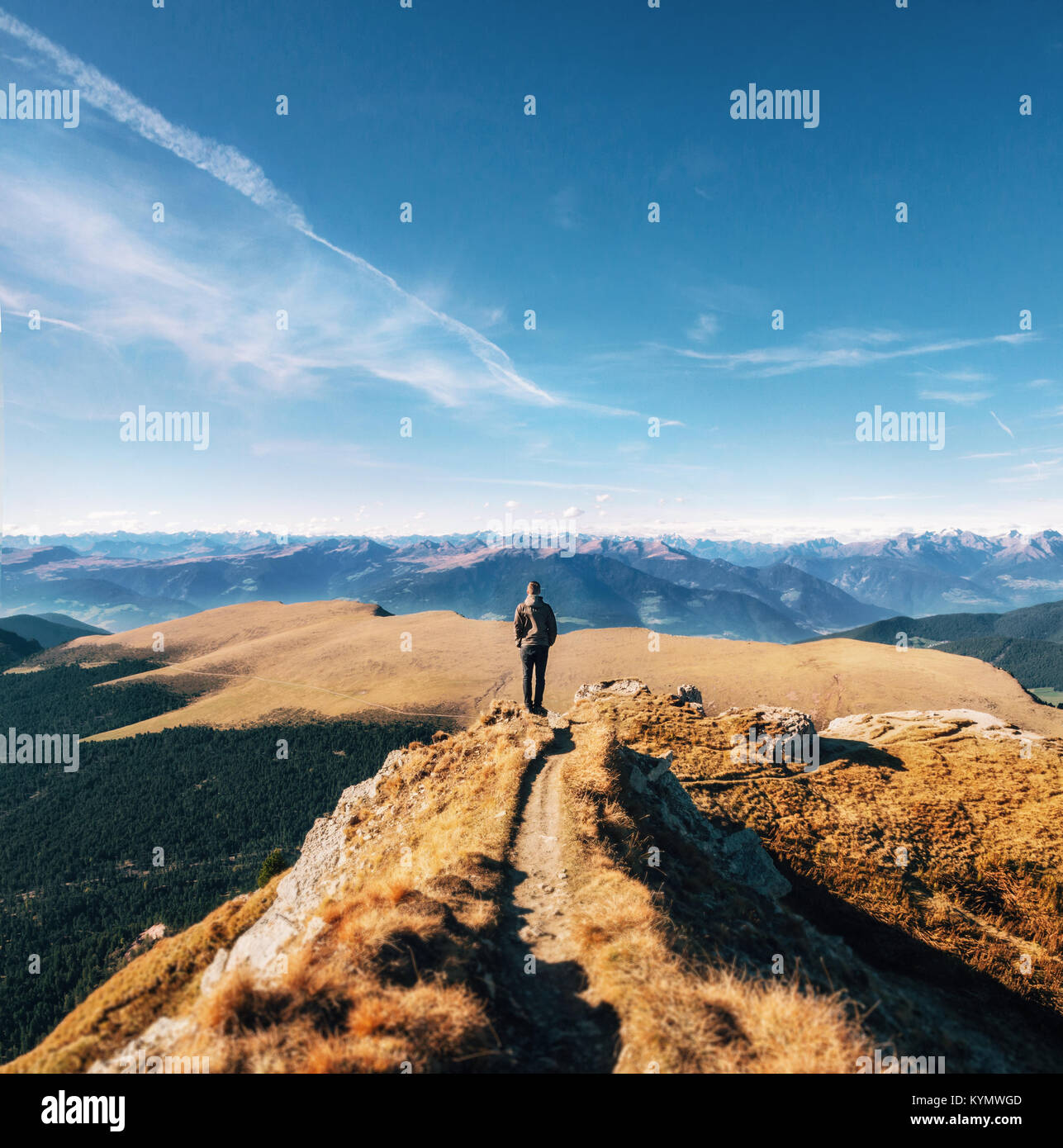 Italian landscape stands hi-res stock photography and images - Alamy