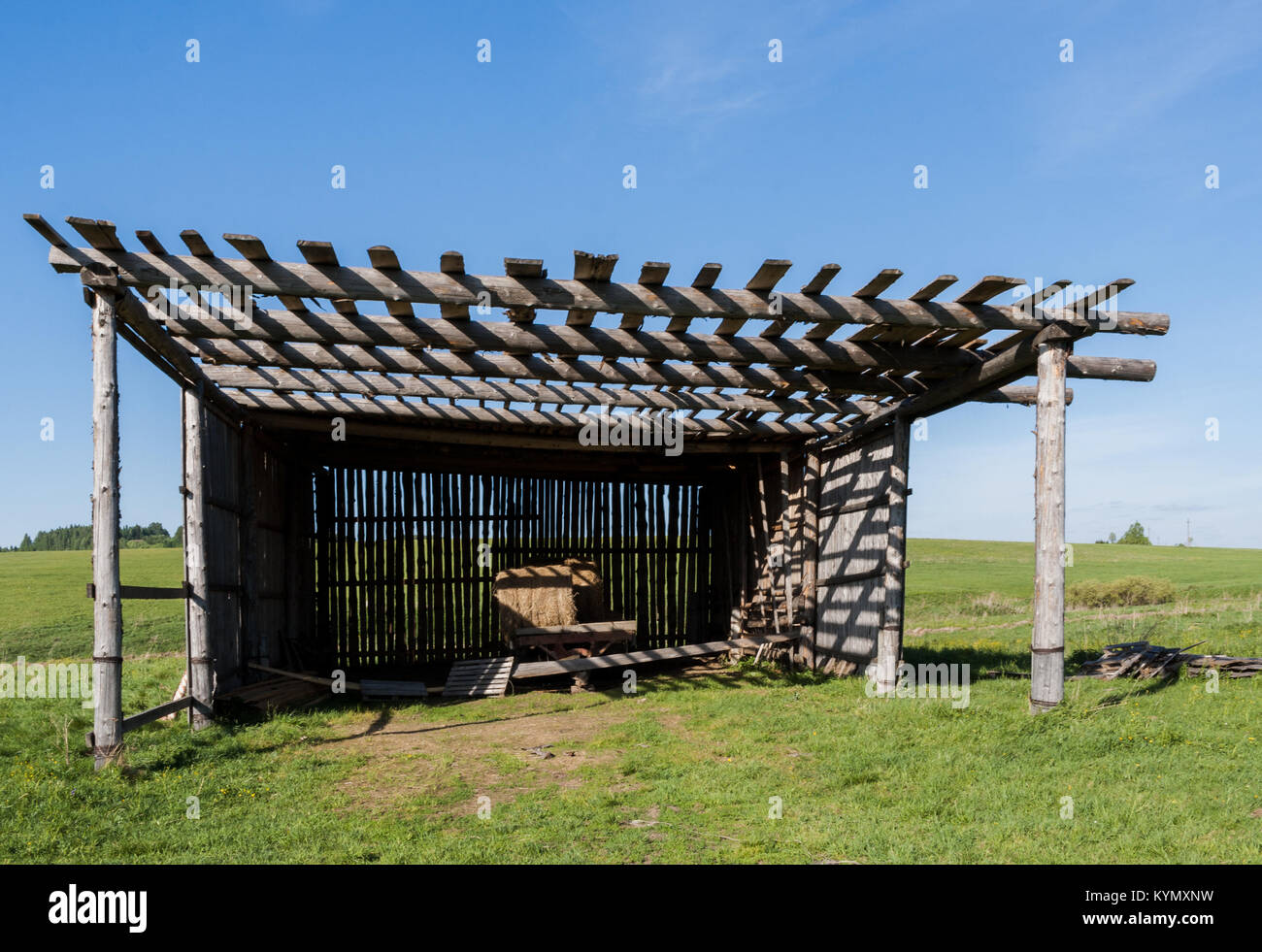 Hay poles hi-res stock photography and images - Alamy