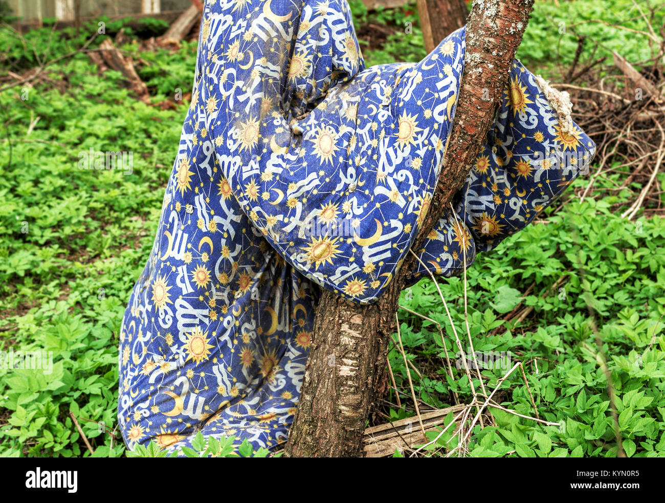 Old blanket ground hi-res stock photography and images - Alamy