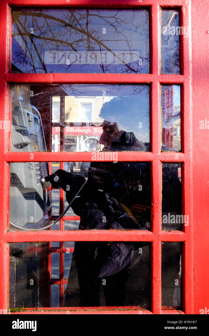 Telephone box red telephone box hi-res stock photography and images - Alamy