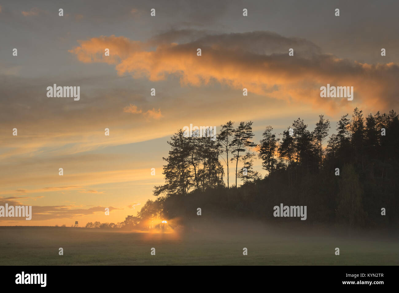 Sunlight dusk hi-res stock photography and images - Alamy