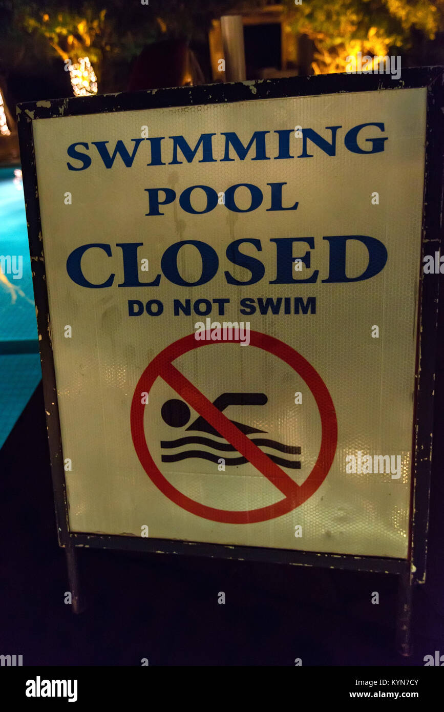 Pool signs rule signs hi-res stock photography and images - Alamy