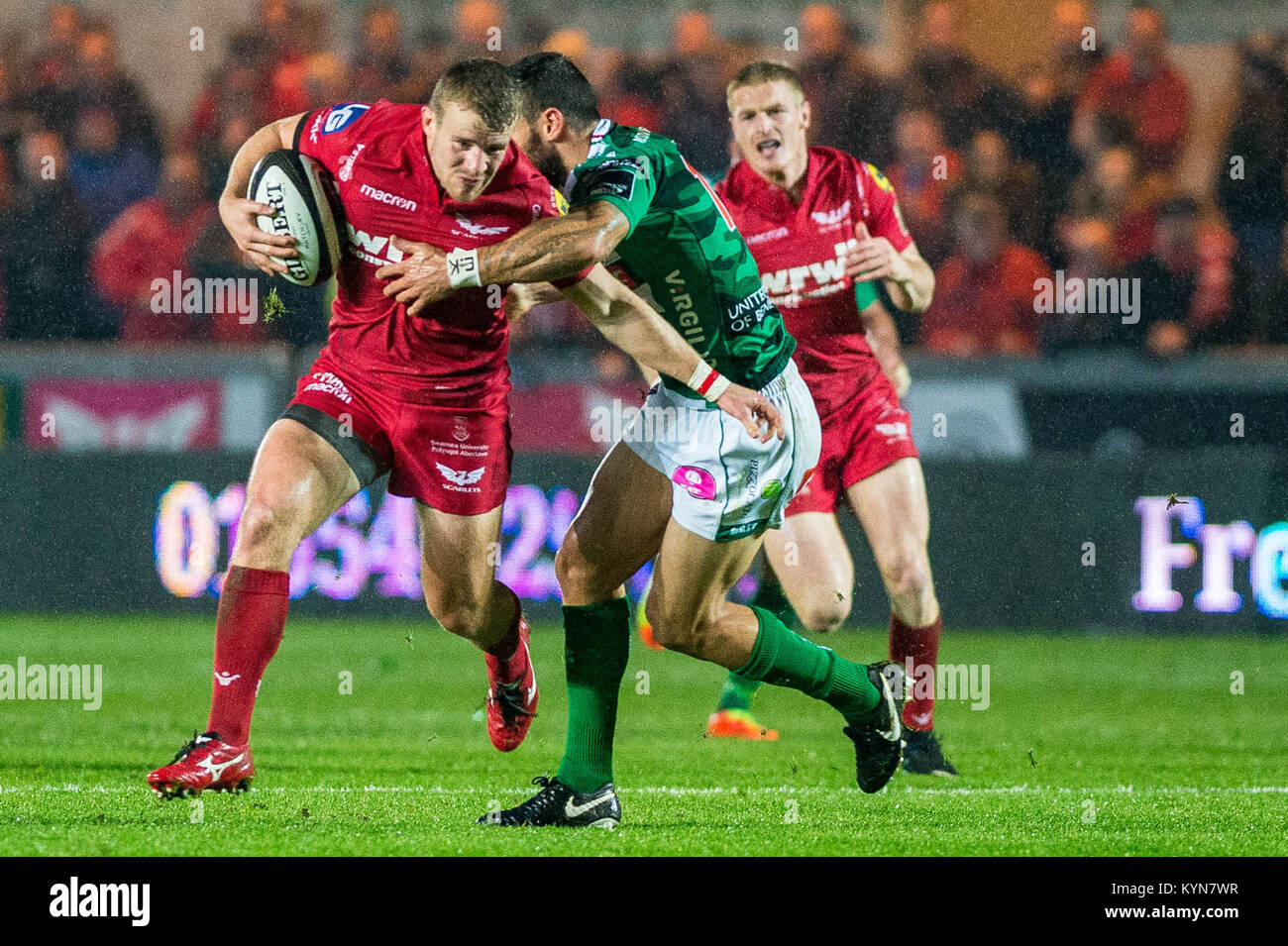 Jonathan evans hi-res stock photography and images - Alamy