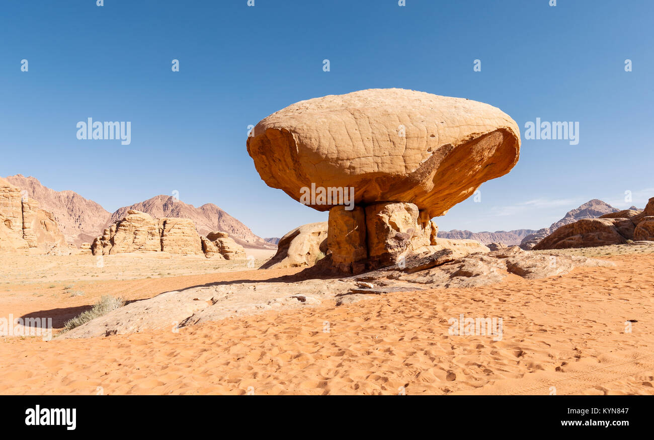 mushroom rock in Wadi Rum desert, Jordan Stock Photo - Alamy