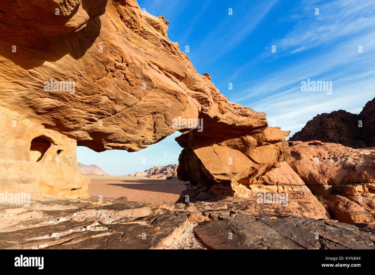 Rock sandstone bridge hi-res stock photography and images - Alamy